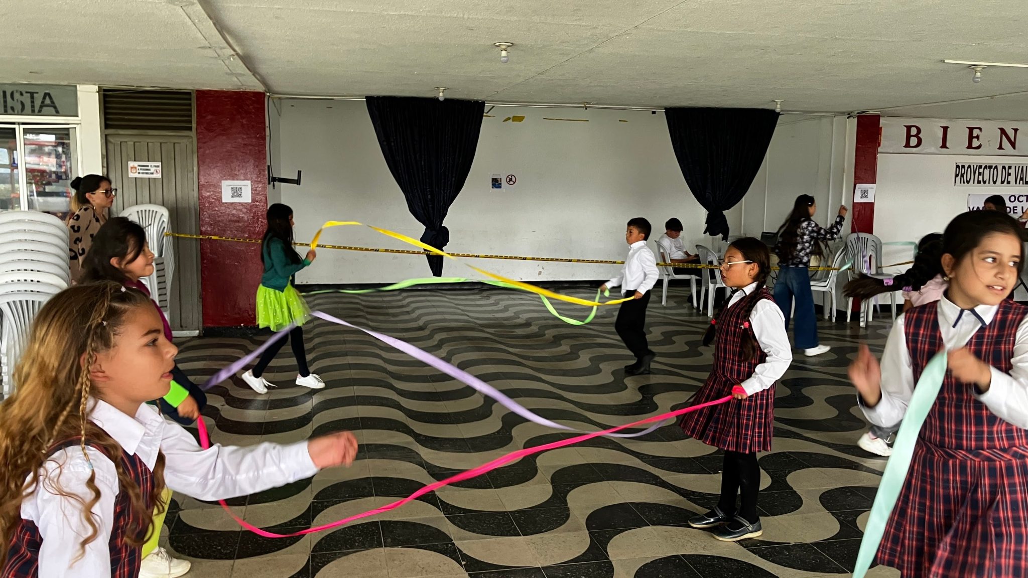 ENSAYOS MUSICAL | Colegio Miguel Antonio Caro | Privado Mixto Inglés ...